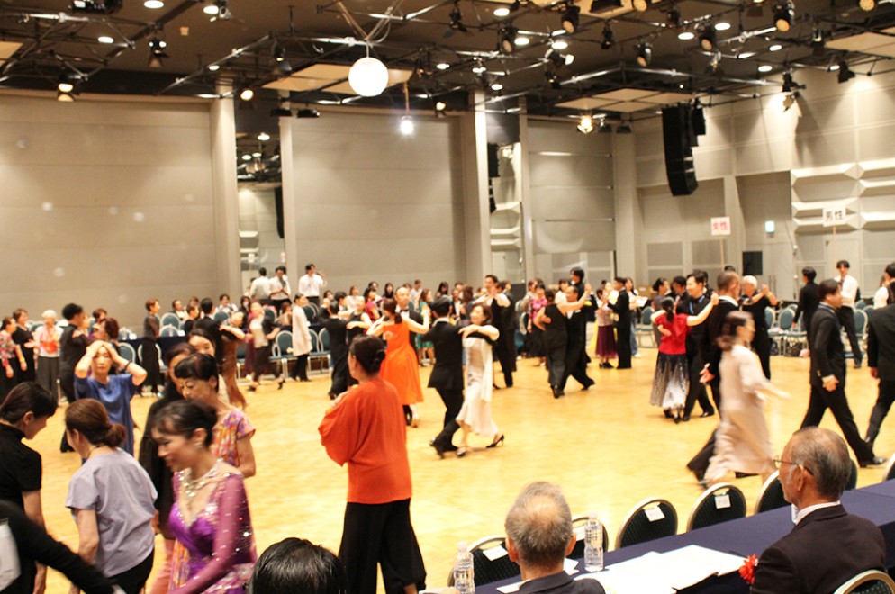 生涯ダンス - 日本ダンス議会（JDC）｜社交ダンス・競技ダンスの国際競技会を開催する国内競技連盟